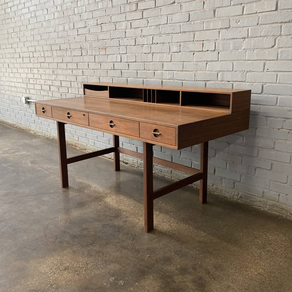 Peter Løvig Partner Desk – MidMod Decor
